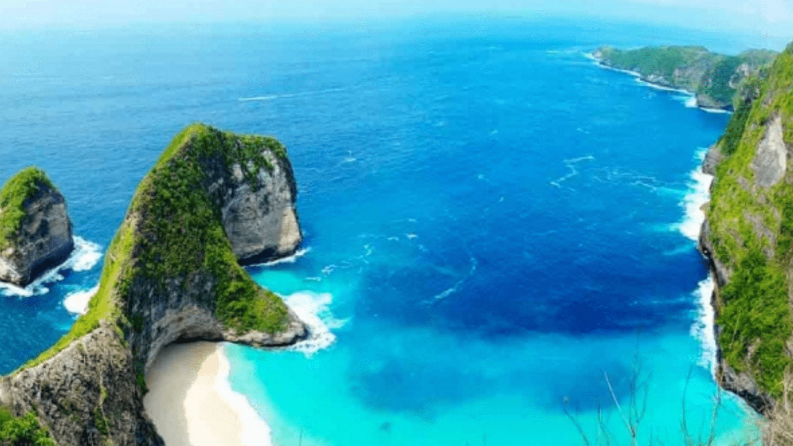 Menjadi Incaran Turis Untuk Wisata Bahari, Ini Dia Keindahan Ekosistem ...