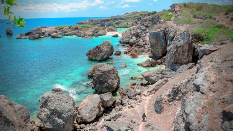 5 Spot Wisata Pulau Rote, Permata di Indonesia Timur - Pigiblog