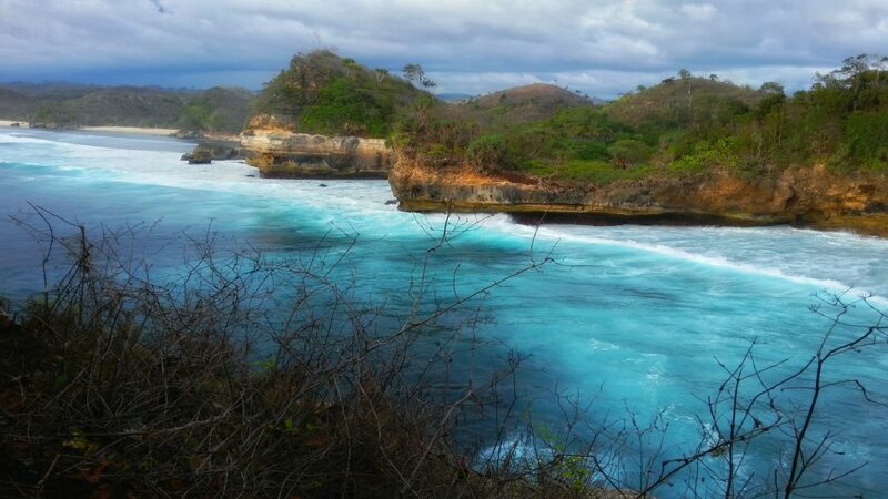 Pesonanya Kondang, 5 Wisata Pantai Malang Selatan! - Pigiblog