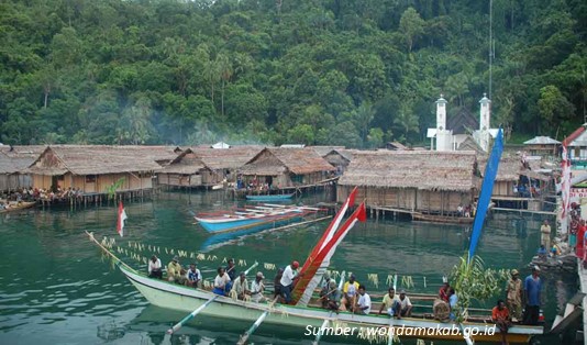 3 Destinasi Wisata Teluk Wondama, Siap Menyusul Raja Ampat! - Pigiblog